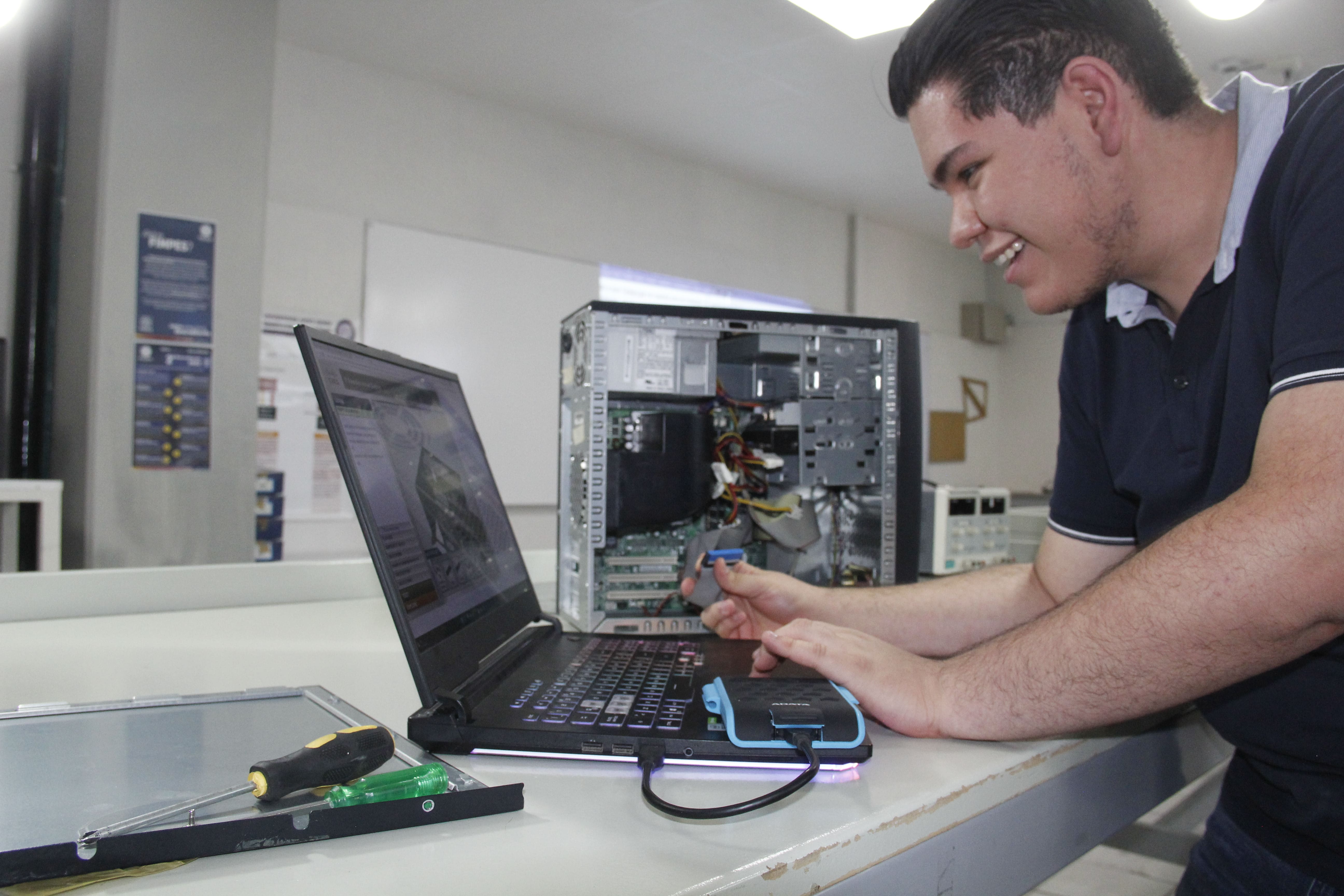 Modelo Educativo de Ing. en Sistemas Computacionales